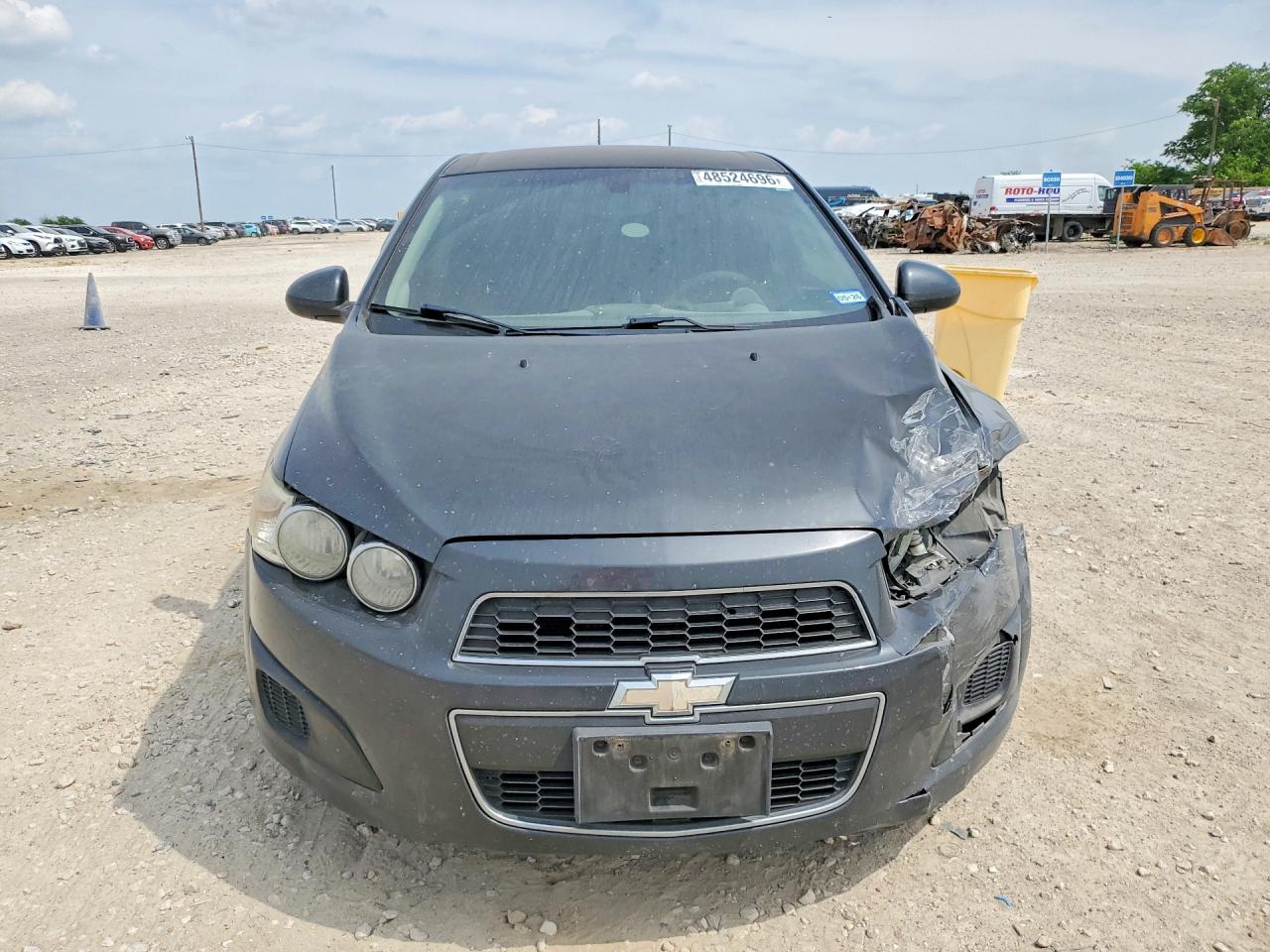 Price & History 2015 Chevrolet Sonic Lt 1.8l 4 vin: 1G1JC6SH0F4137693 ...